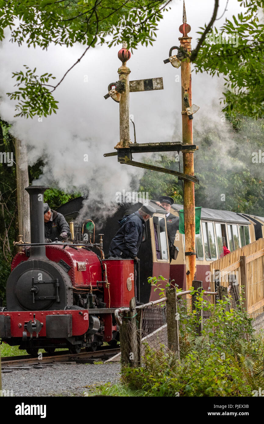 Lake bala canoe hi-res stock photography and images - Alamy