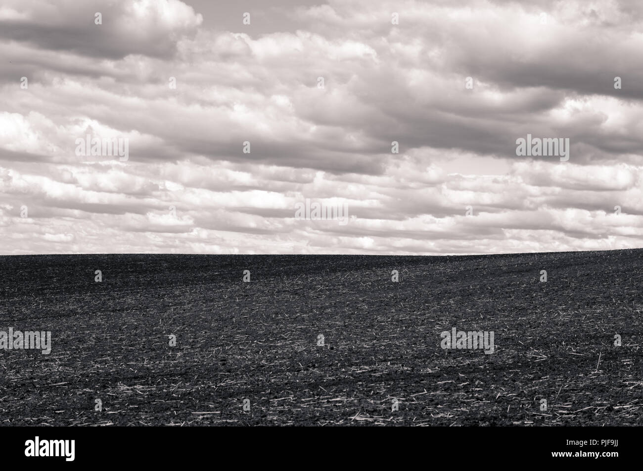 Scary countryside hi-res stock photography and images - Alamy