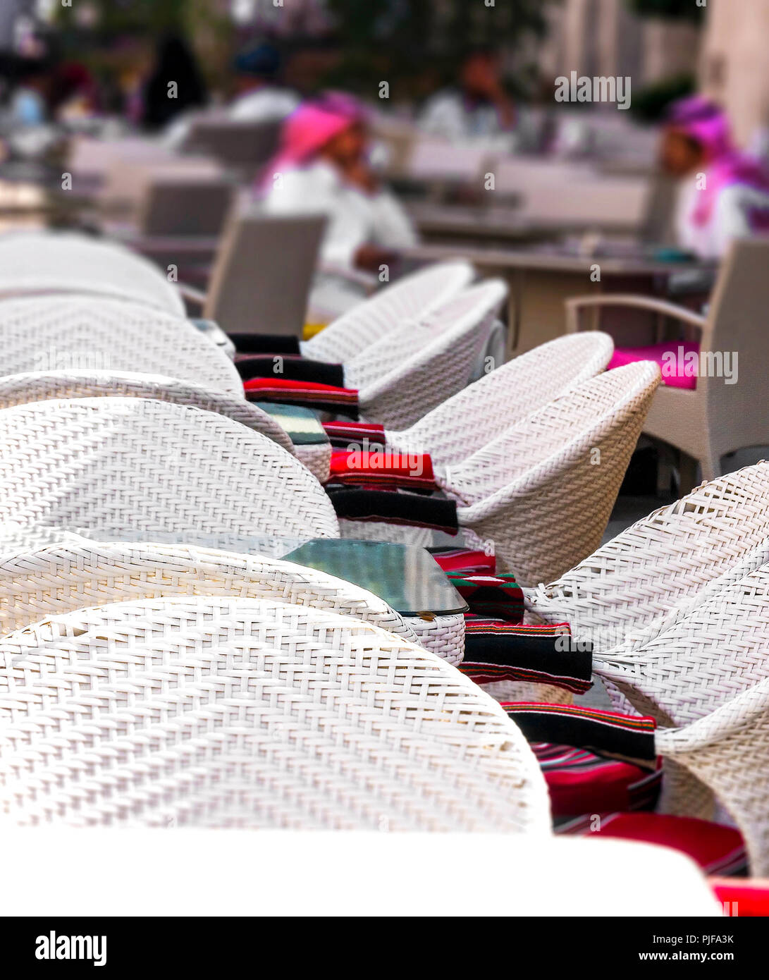 Saudi arabia tea hi-res stock photography and images - Alamy