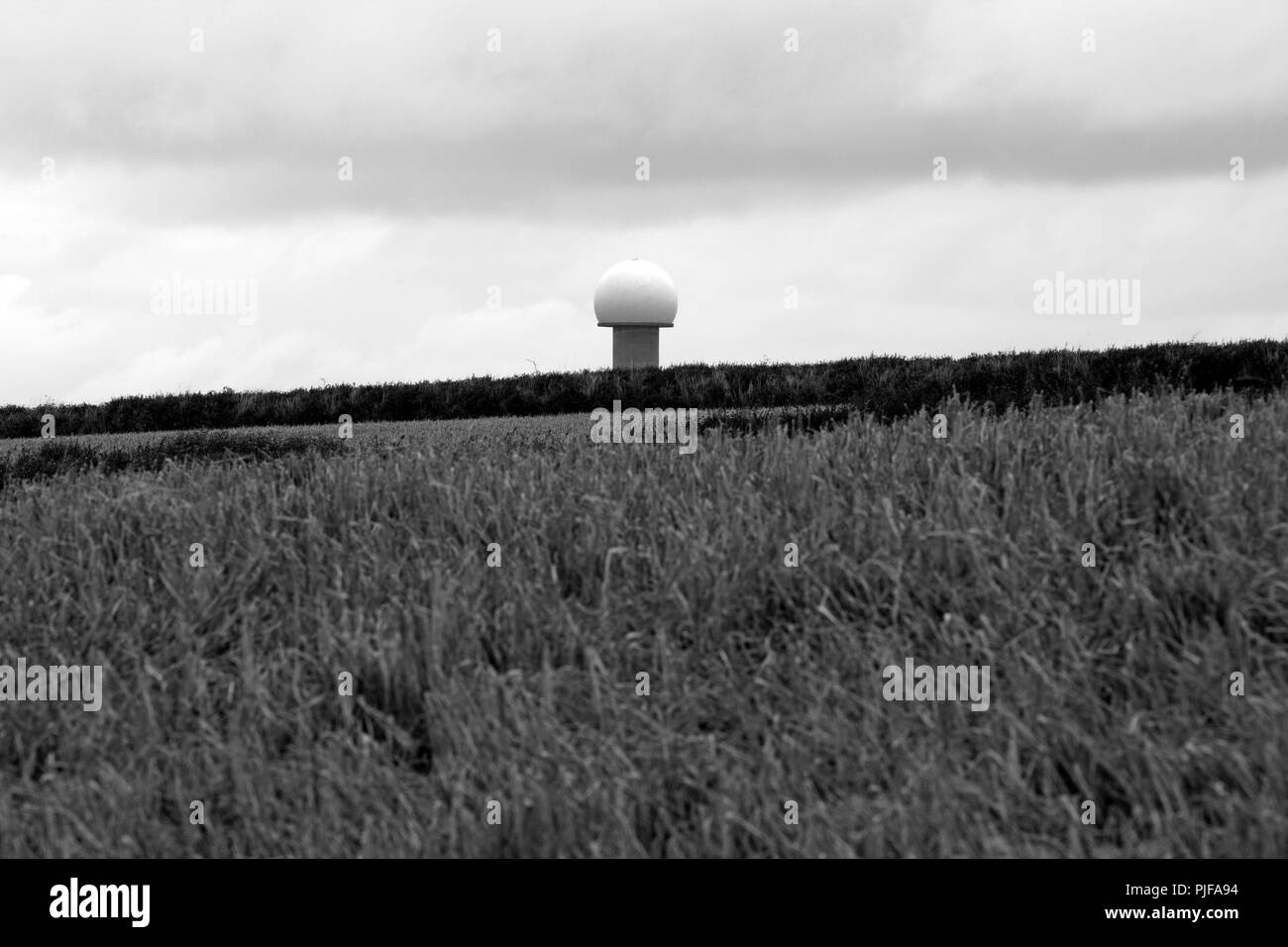 Hartland Point radar station. North Devon Stock Photo - Alamy