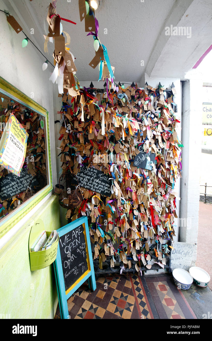 Wishing gate messages. Wish upon a card Stock Photo - Alamy