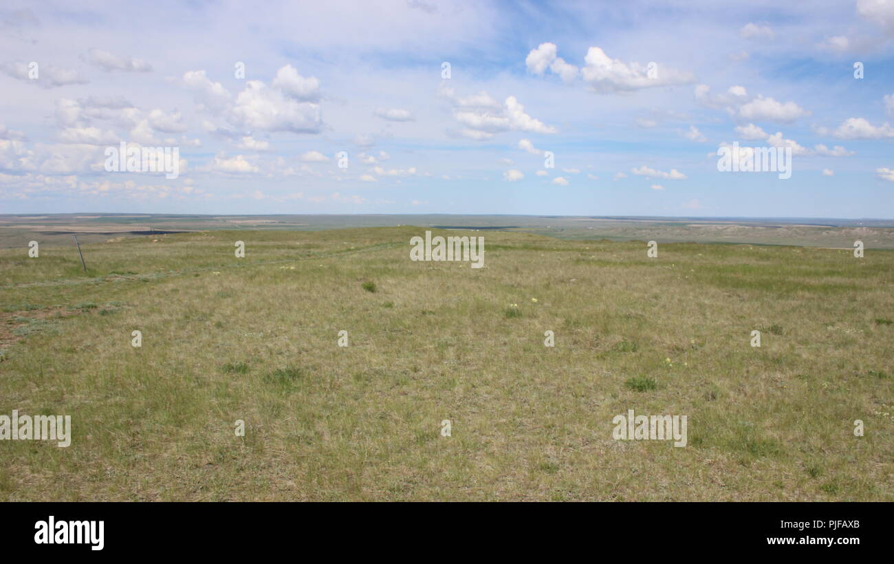 Flat prairie land hi-res stock photography and images - Alamy