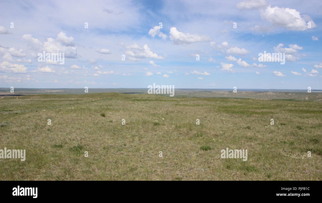 Flat prairie land hi-res stock photography and images - Alamy