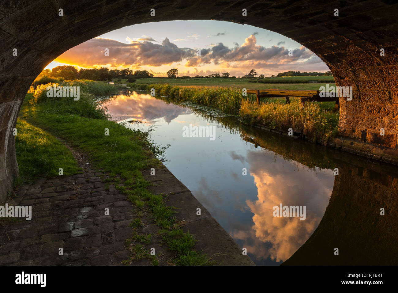 Lancaster Canal at Wards House Bridge near Preston, Lancashire, UK ...