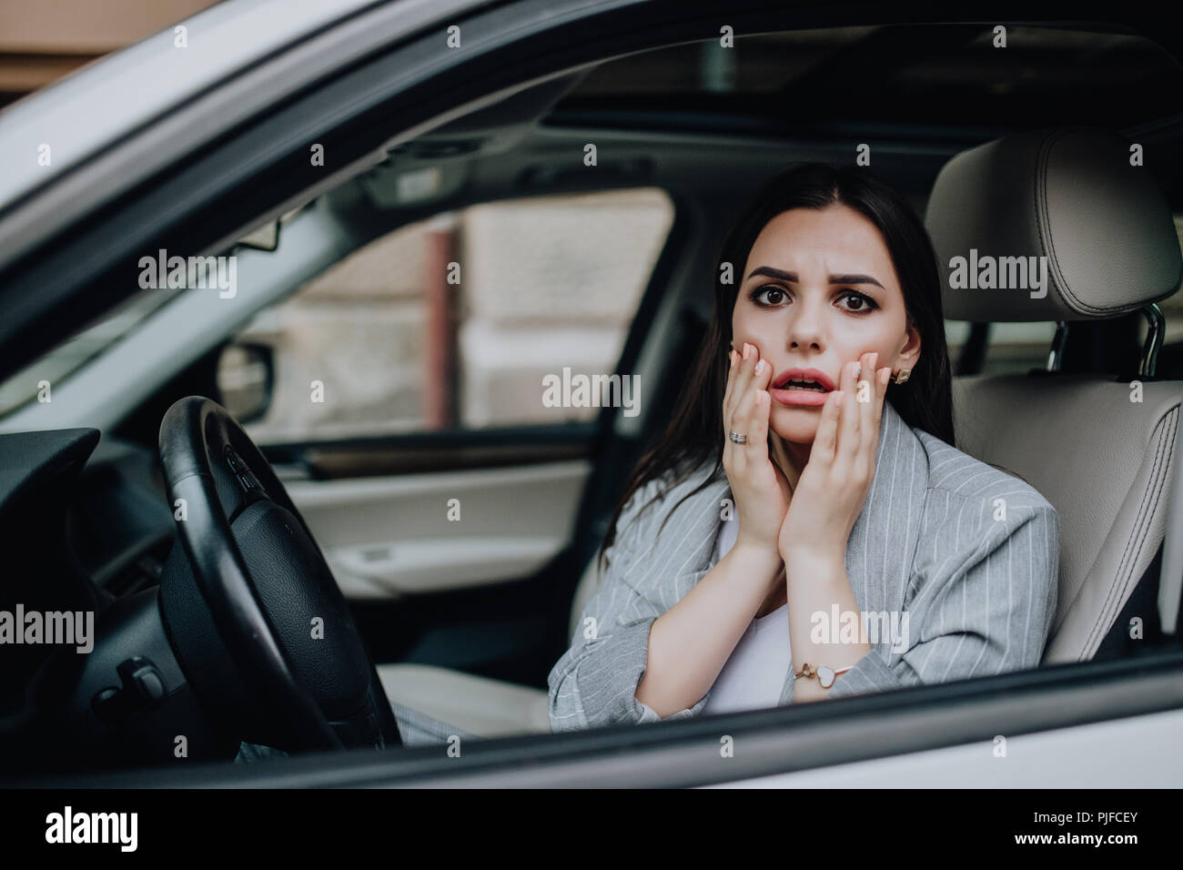 Woman eyes scared car hi-res stock photography and images - Alamy