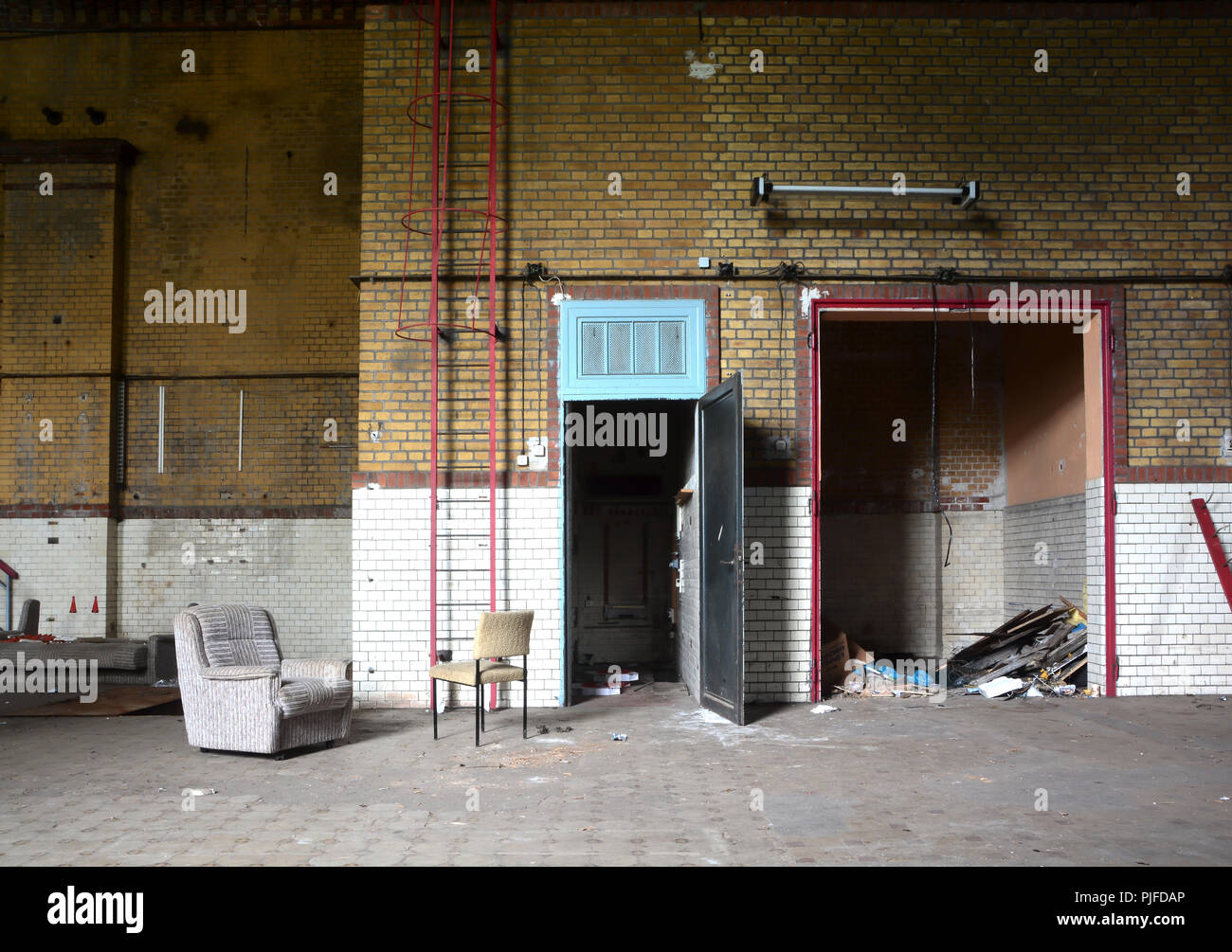 Magdeburg doors hi-res stock photography and images - Alamy