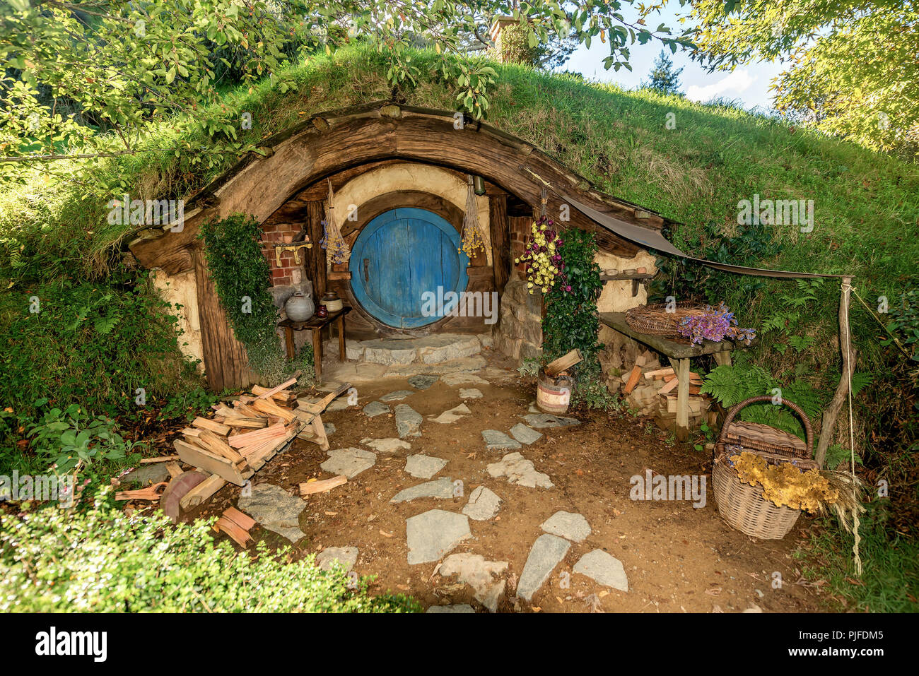 New zealand hobbit land hi-res stock photography and images - Alamy