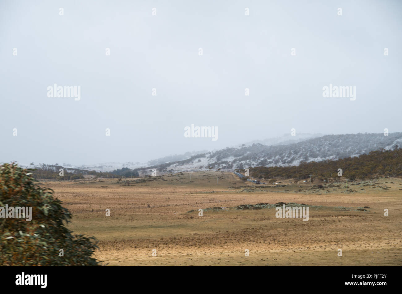 Australian alps drive hi-res stock photography and images - Alamy