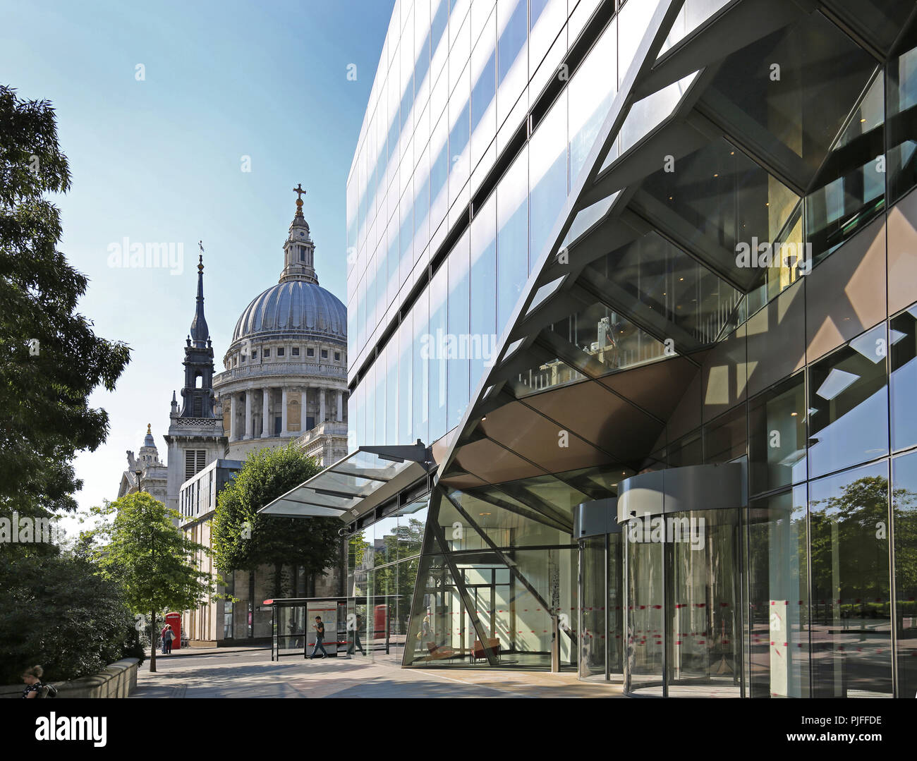 Entrance to the One New Change office development with St Pauls ...