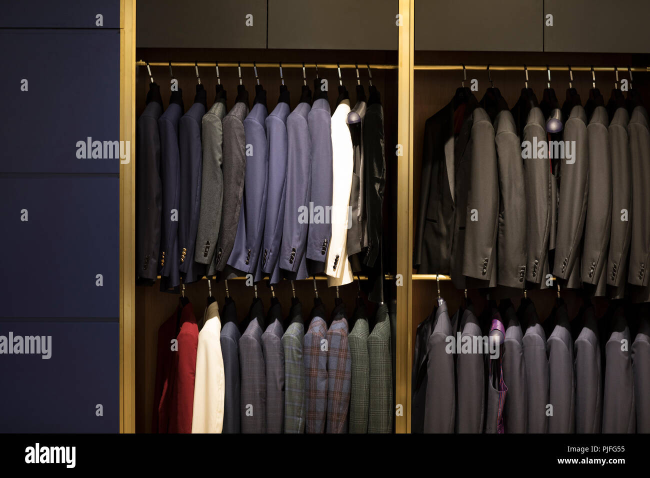 Suits shop asia hi-res stock photography and images - Alamy