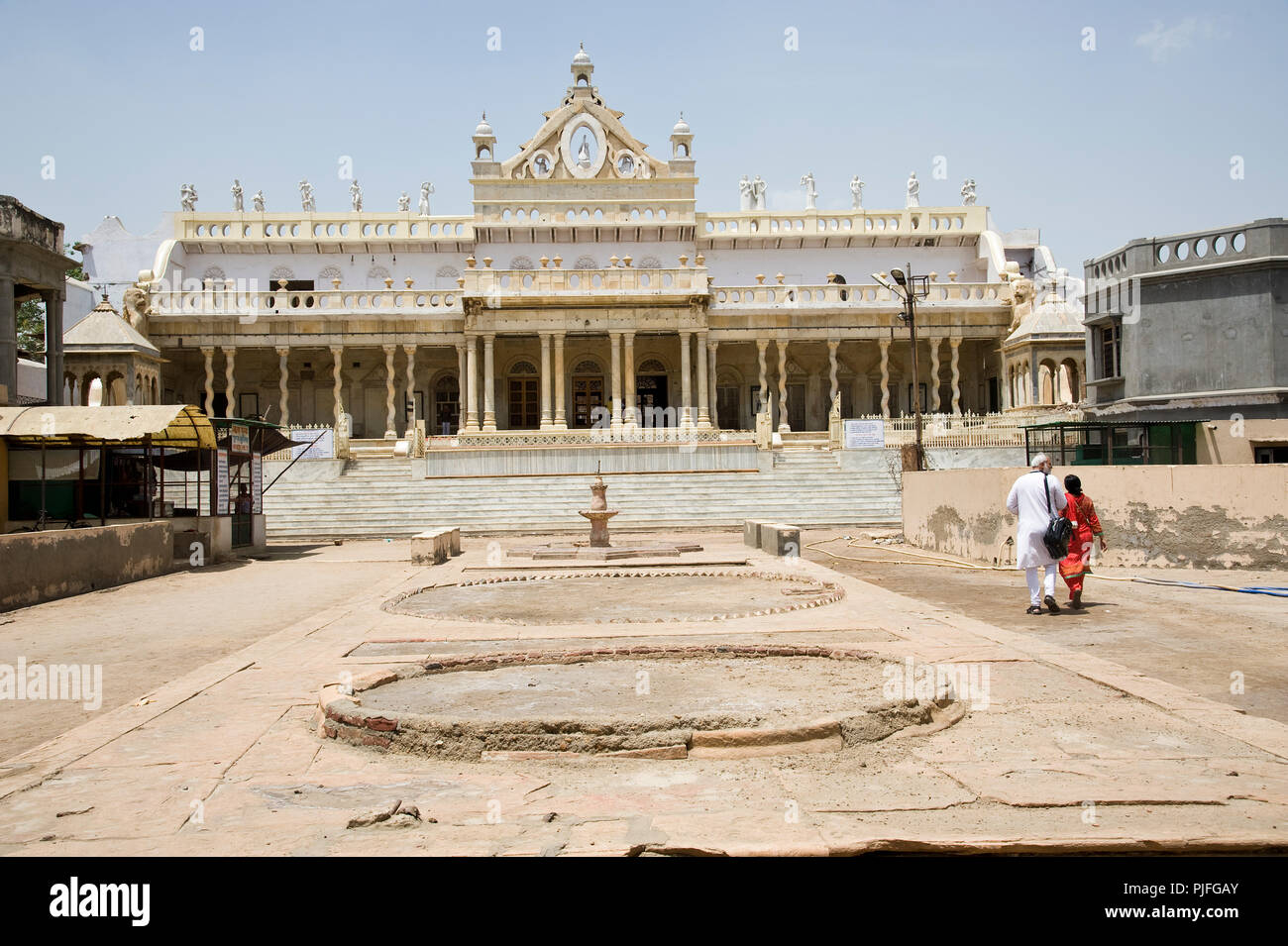 Twisted marble hi-res stock photography and images - Alamy
