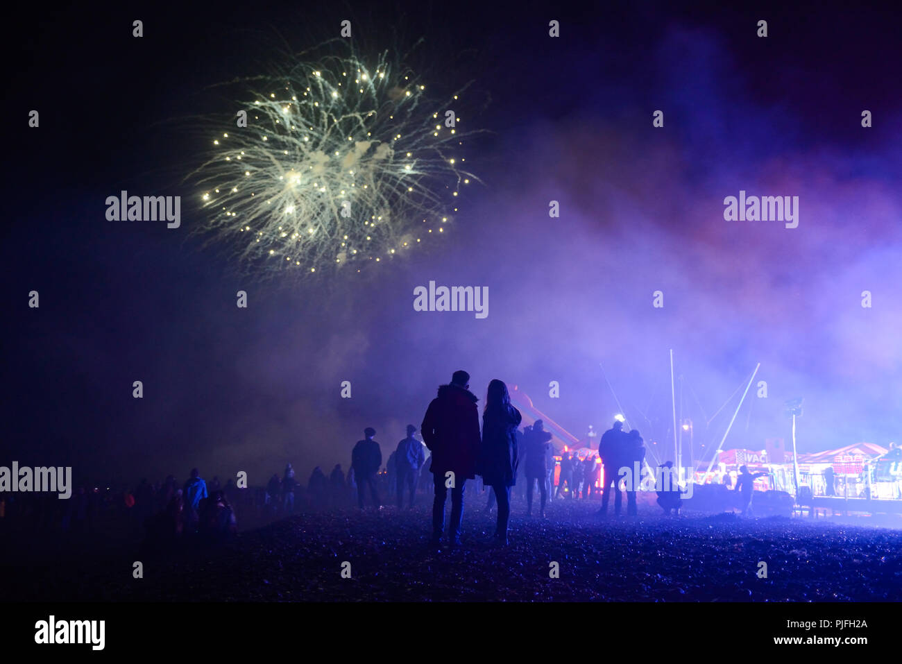 People watching a firework show hi-res stock photography and images - Alamy