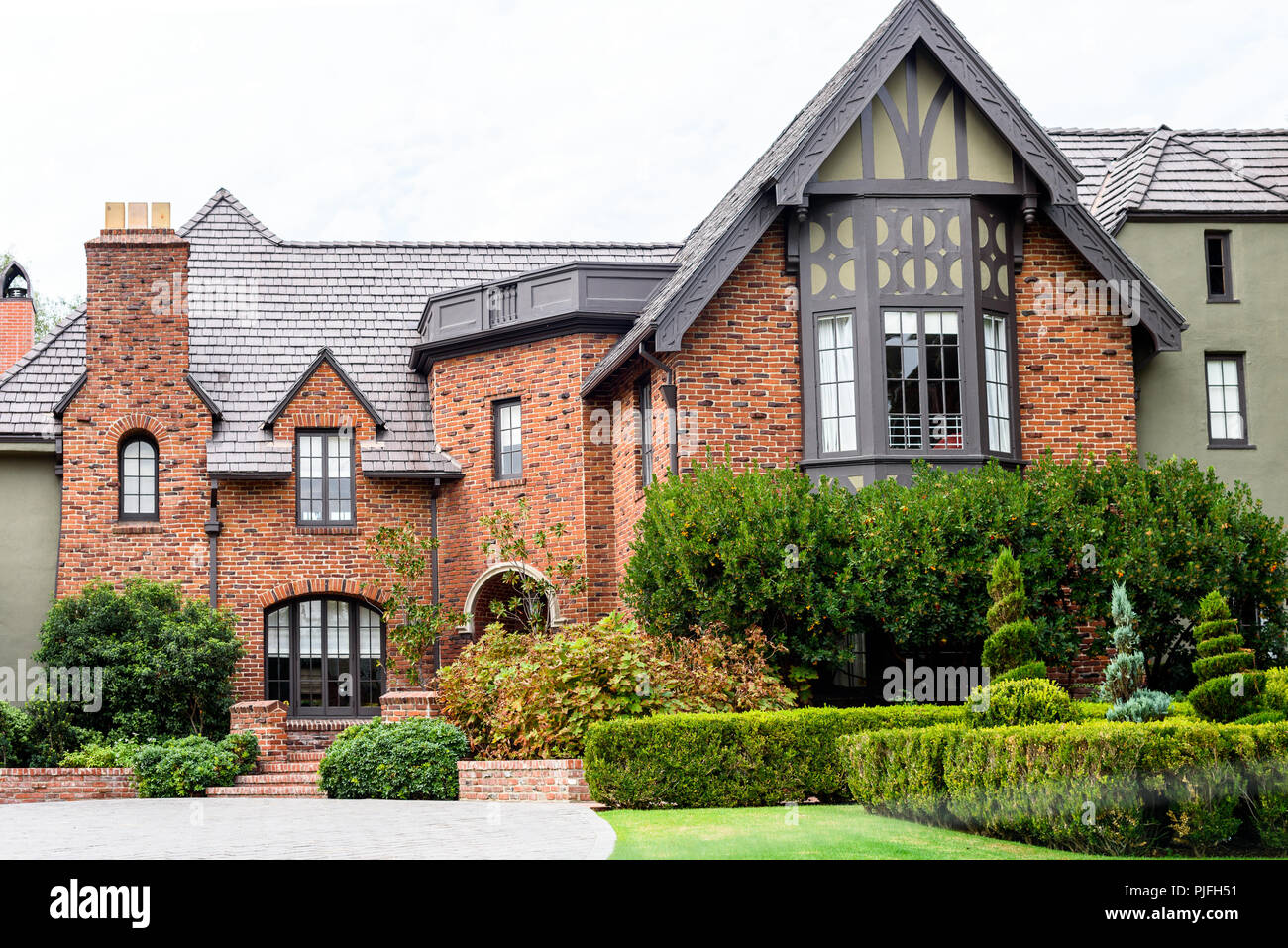 Victorian style wood villa hi-res stock photography and images - Alamy