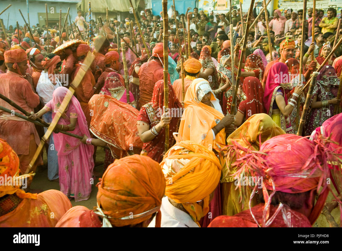 Women beating men hi-res stock photography and images - Alamy