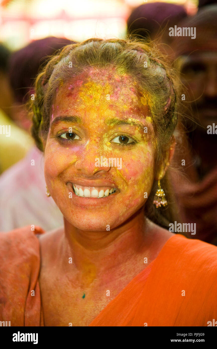 Indian woman smeared hi-res stock photography and images - Alamy