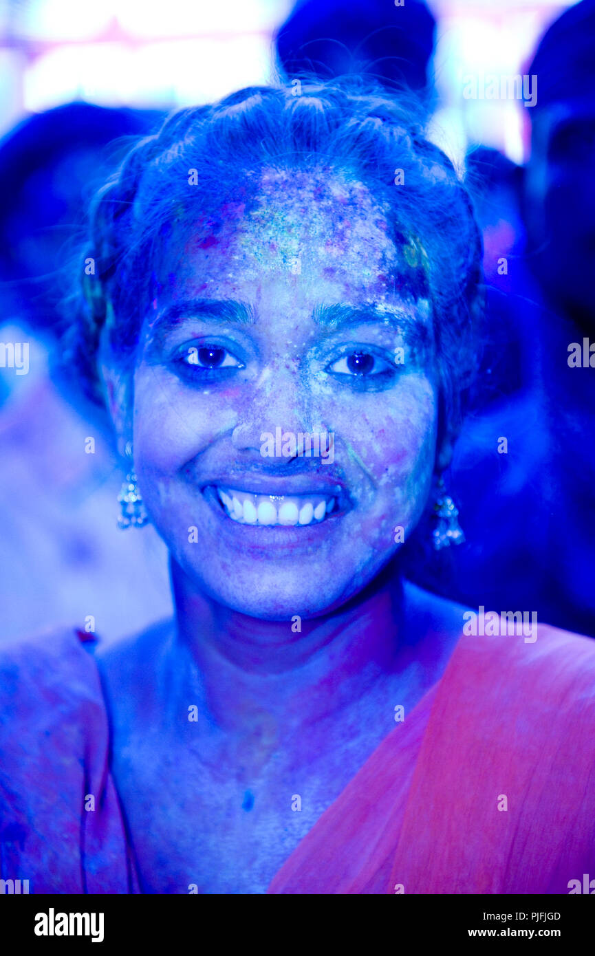Indian woman smeared hi-res stock photography and images - Alamy