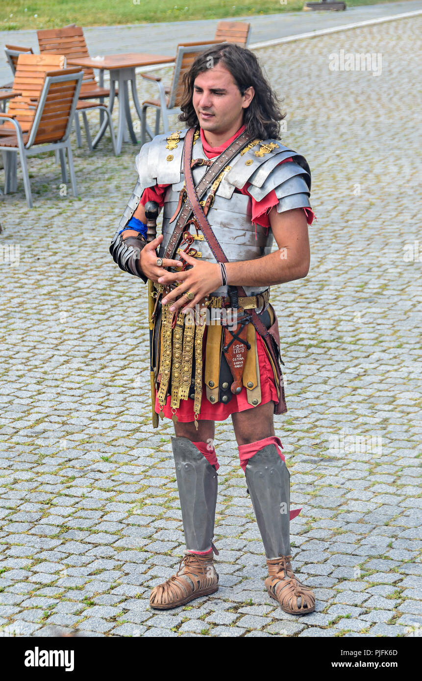 Man dressed ancient roman soldier hi-res stock photography and images ...