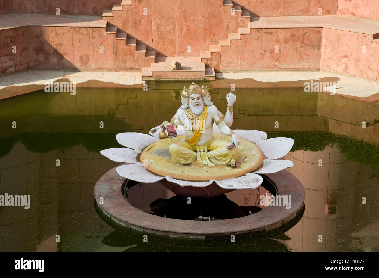 Brahma kund hi-res stock photography and images - Alamy