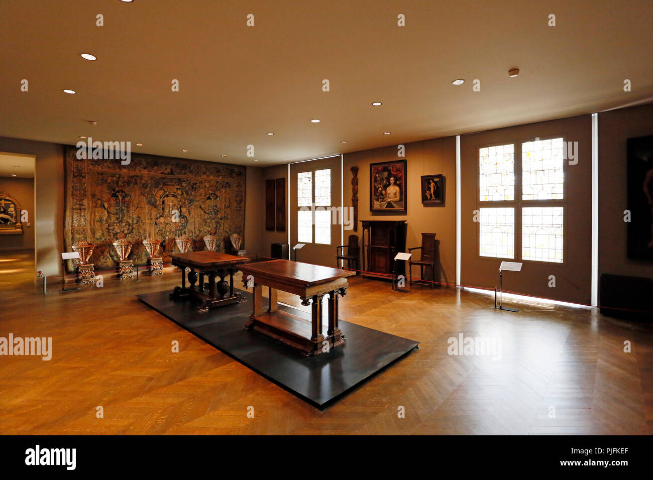 Paris, 1st arrondissement. Museum of Decorative Arts. Gallery Middle ...