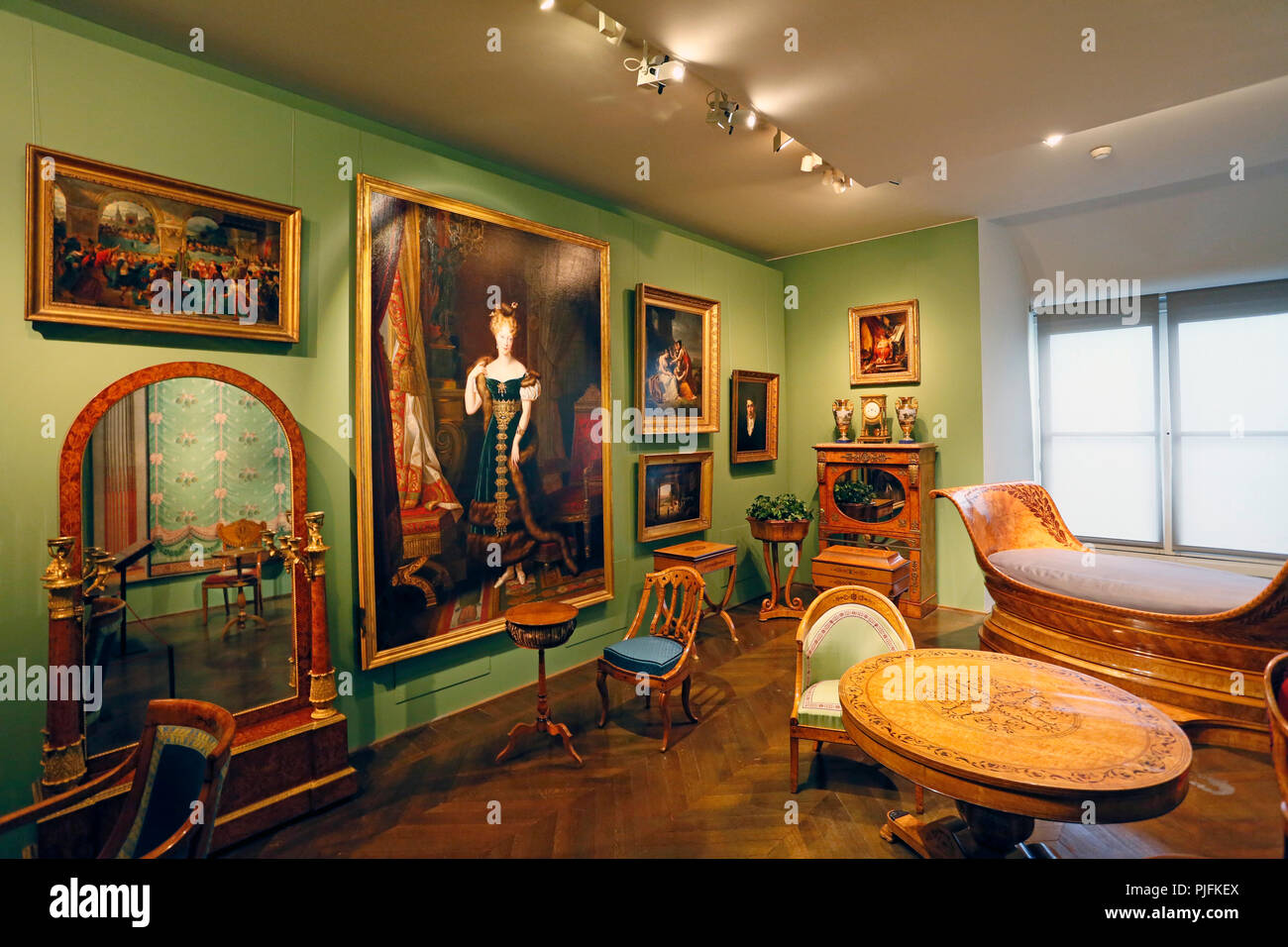 19th century living room hi-res stock photography and images - Alamy