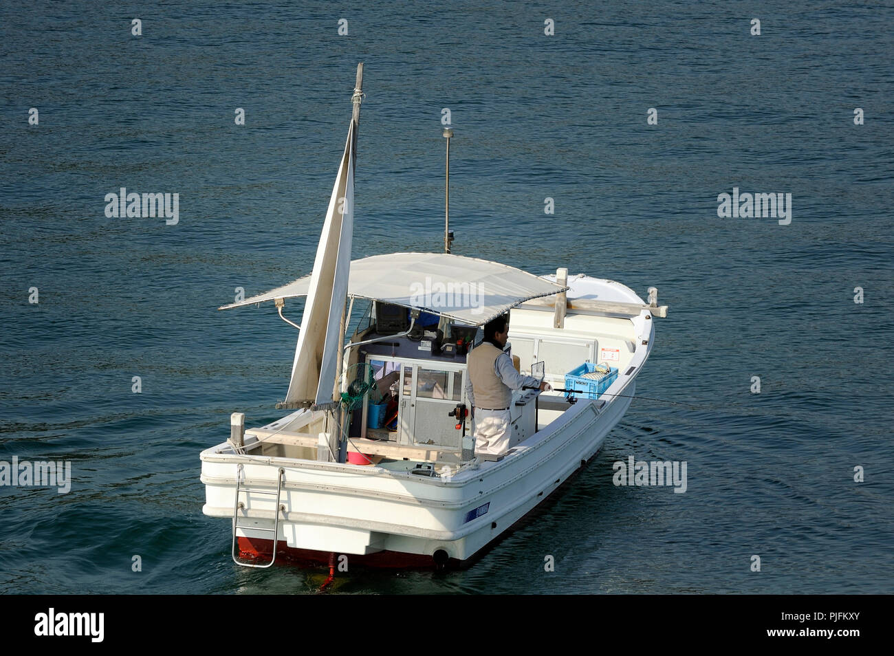 Japan, Seto Inland Sea, small-cale fishing vessel Stock Photo - Alamy