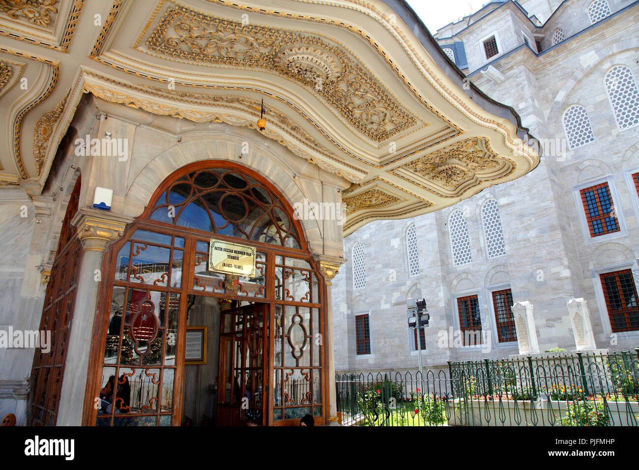 Turkey, Istanbul, Fatih municipality, Fatih quarter, Fatih mosque ...