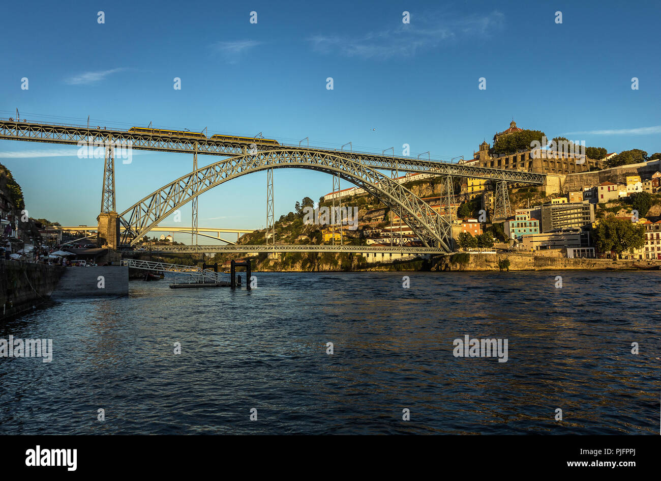 Luis i bridge porto hi-res stock photography and images - Alamy