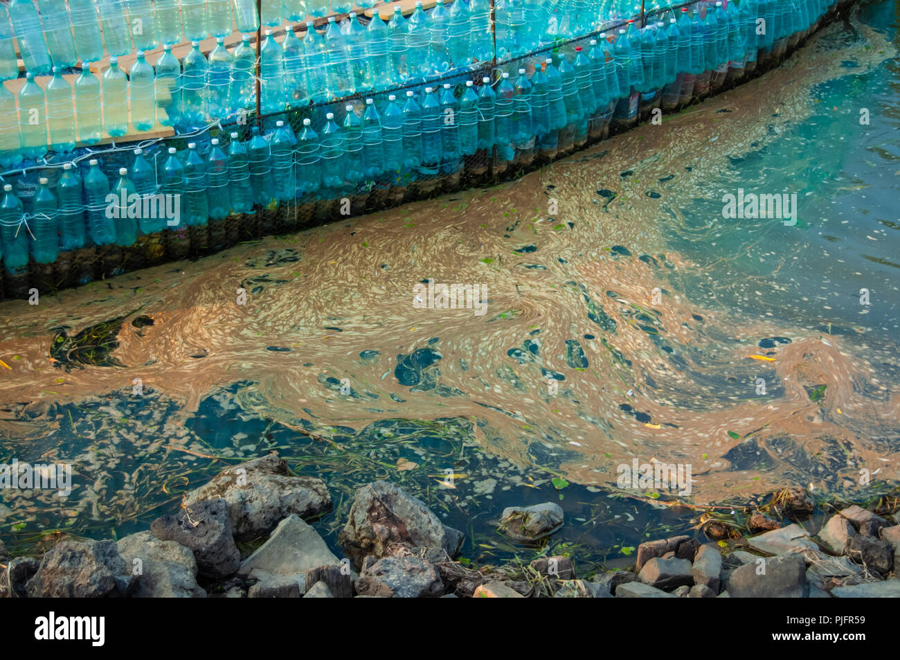 Smelly water hi-res stock photography and images - Alamy