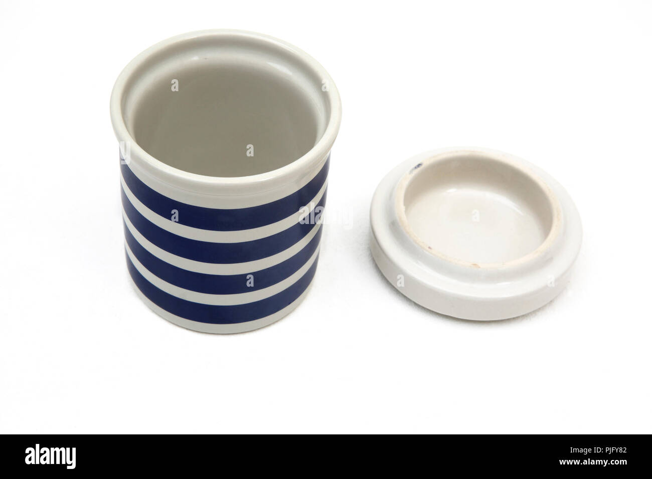 Blue and White Ceramic Stilton Cheese Pot Stock Photo - Alamy