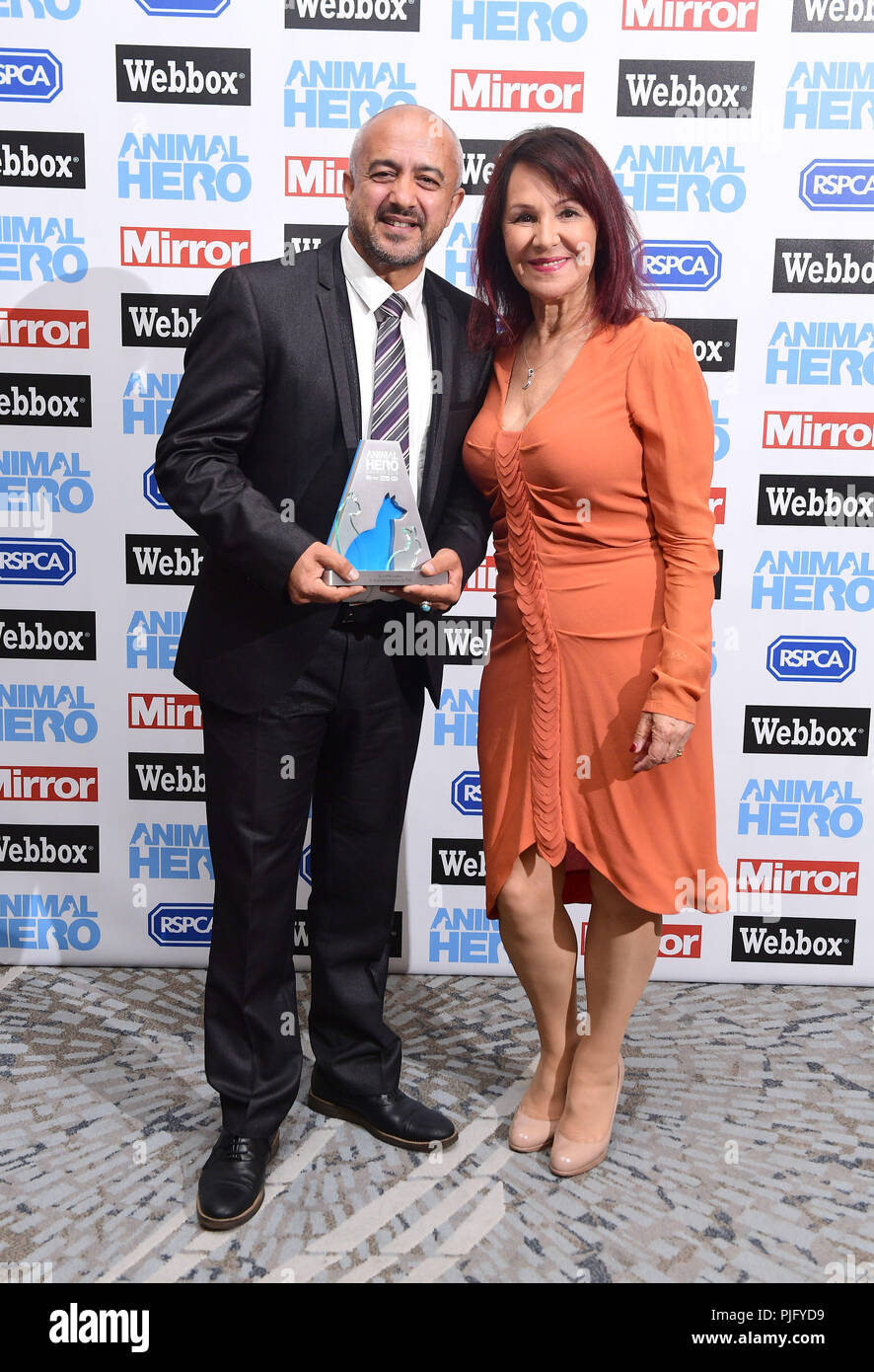 Dr Abdul-Jalil Mohammadzai with the Special Recognition Award ...