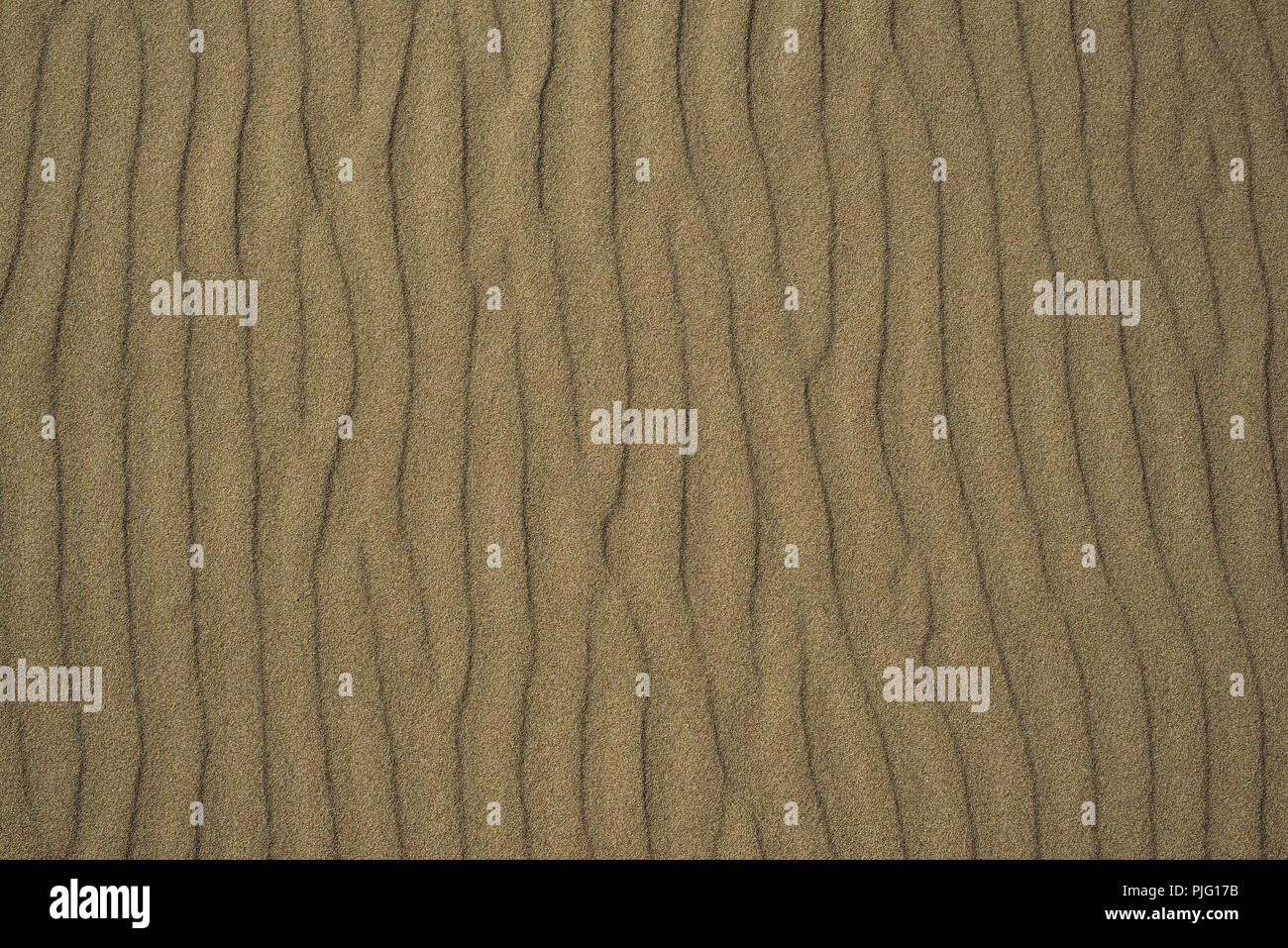 Wavy sand texture hi-res stock photography and images - Alamy