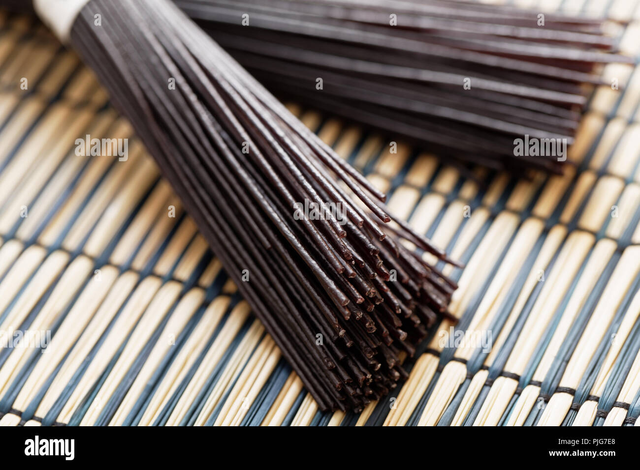 Rice straw mat hi-res stock photography and images - Alamy