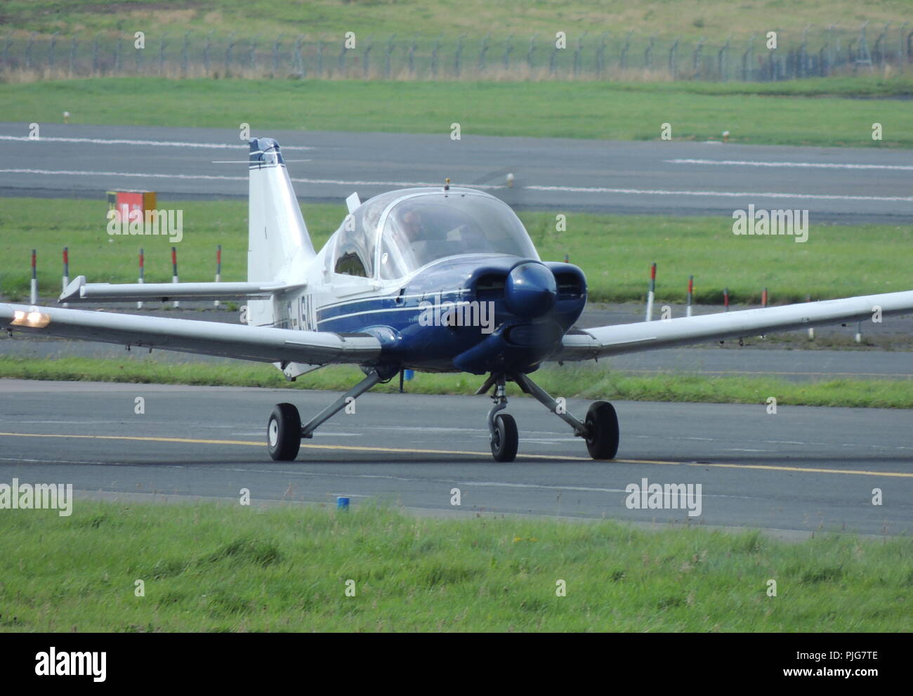 Beagle aircraft hi-res stock photography and images - Alamy