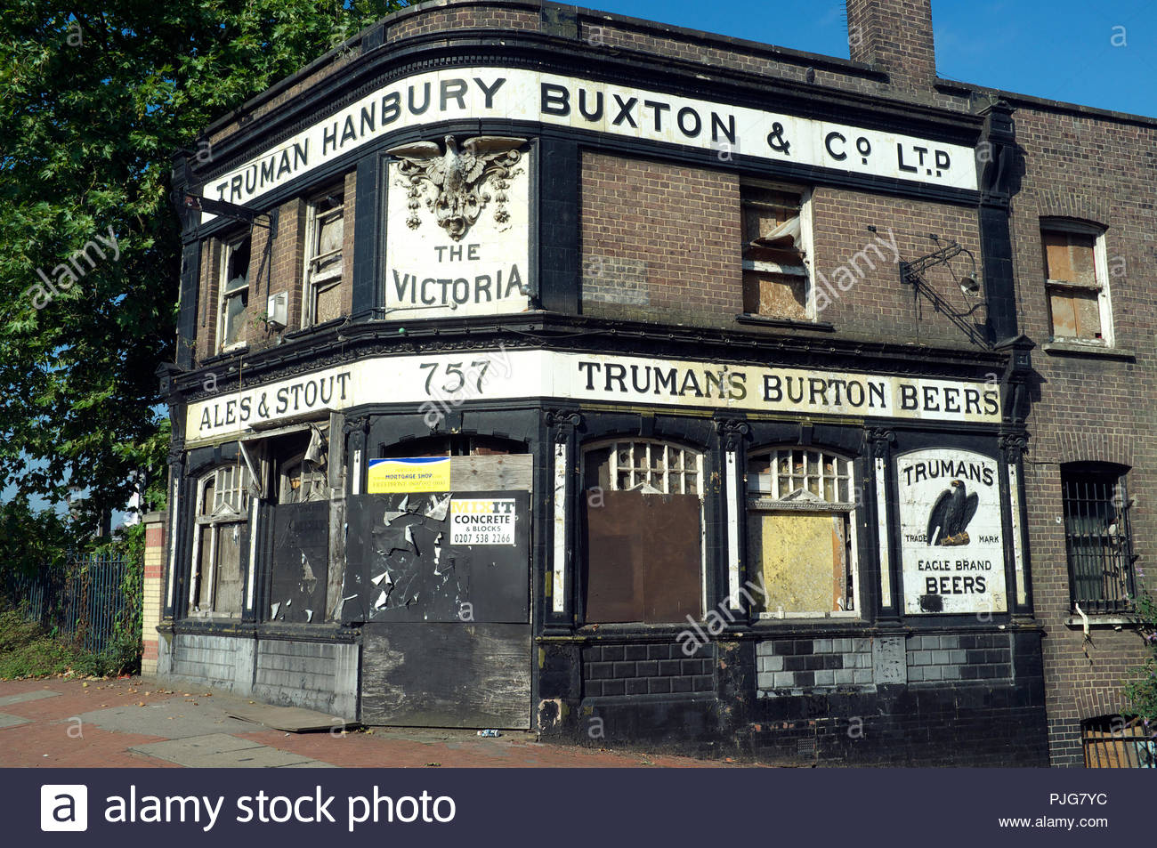 Derelict Pub High Resolution Stock Photography and Images - Alamy