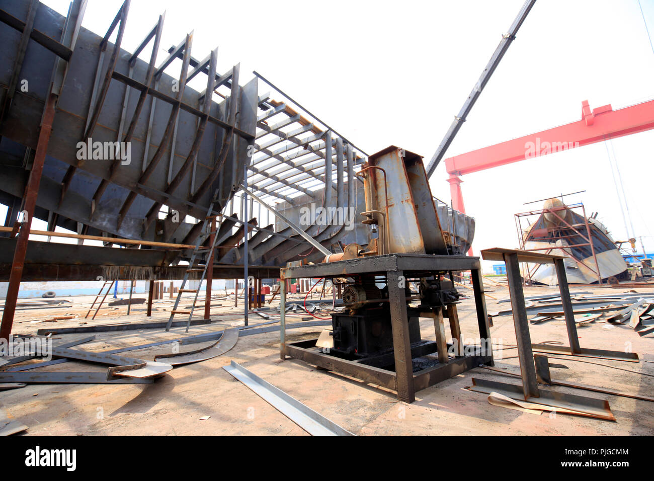 Welded ships hull hi-res stock photography and images - Alamy