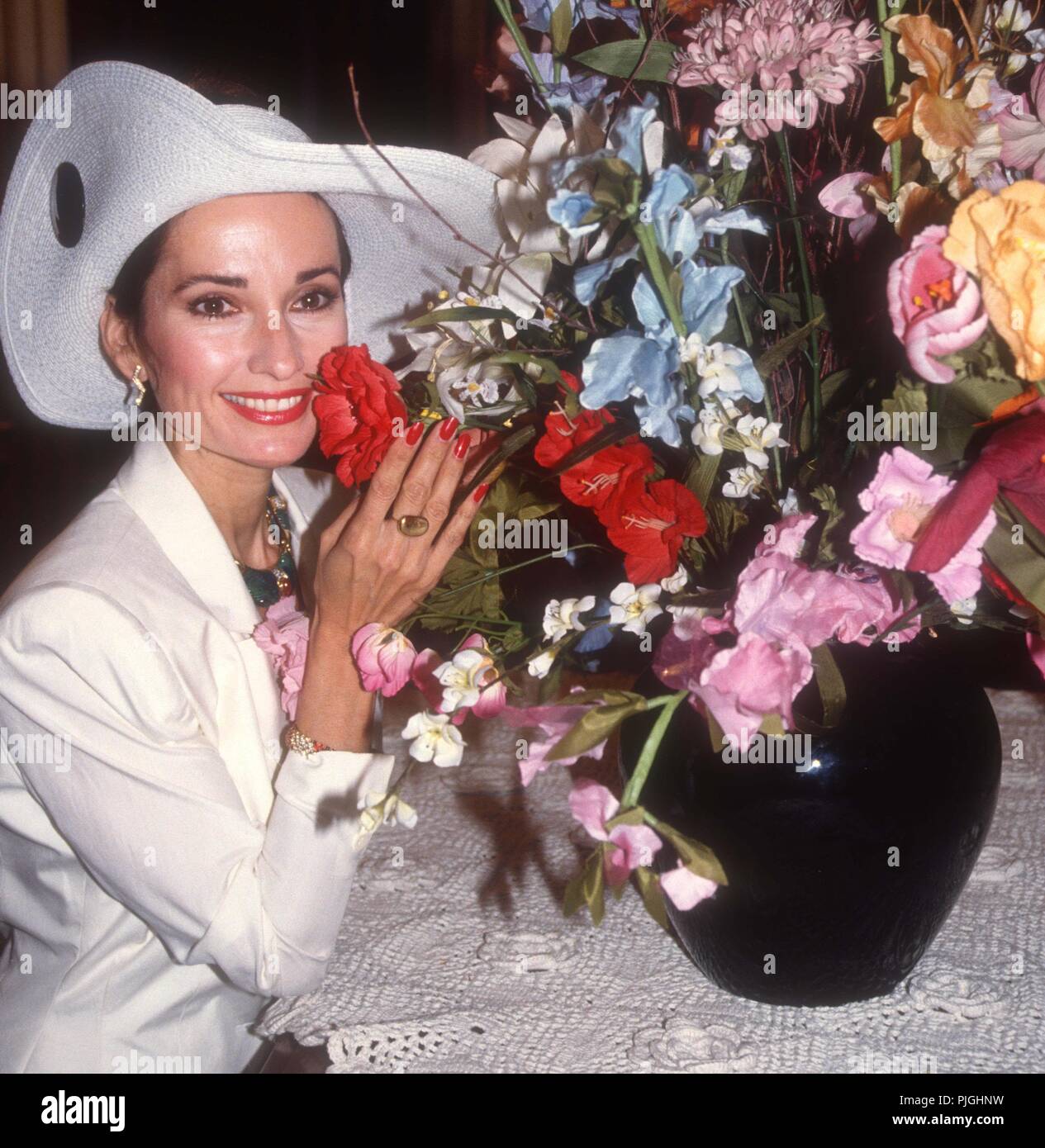 Susan Lucci 1989 Credit: Adam Scull/Photolink/MediaPunch Stock Photo ...