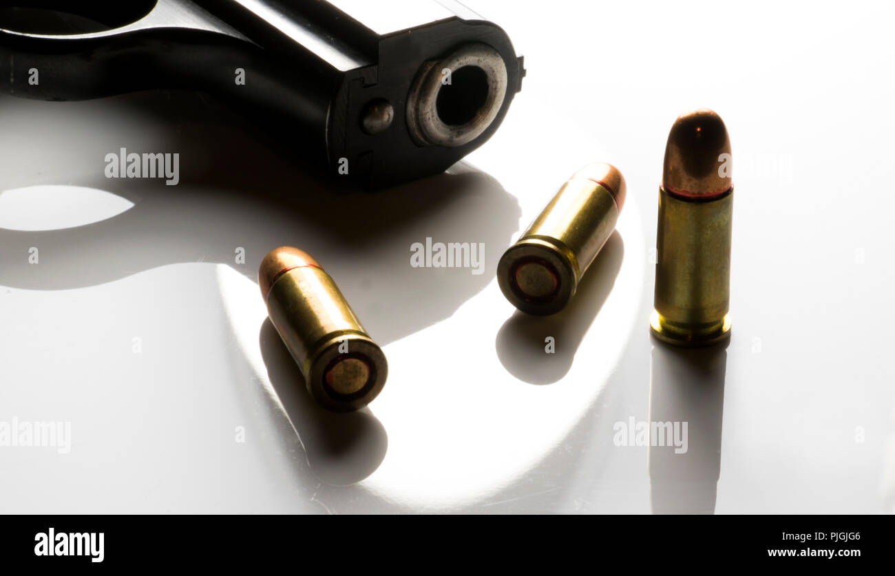 Bullet ammunition ammo pistol bullets guns hi-res stock photography and ...