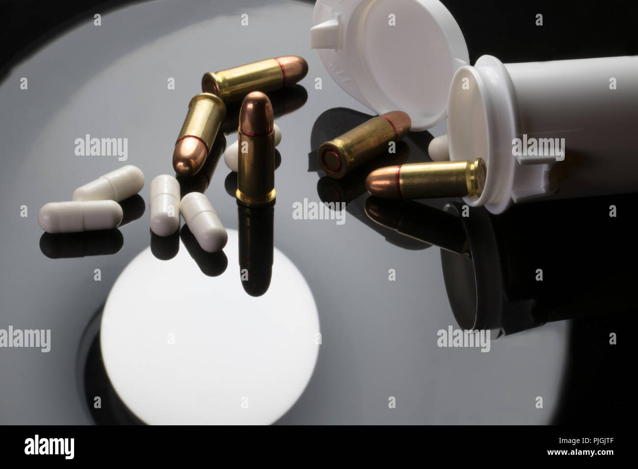 School medication hi-res stock photography and images - Alamy