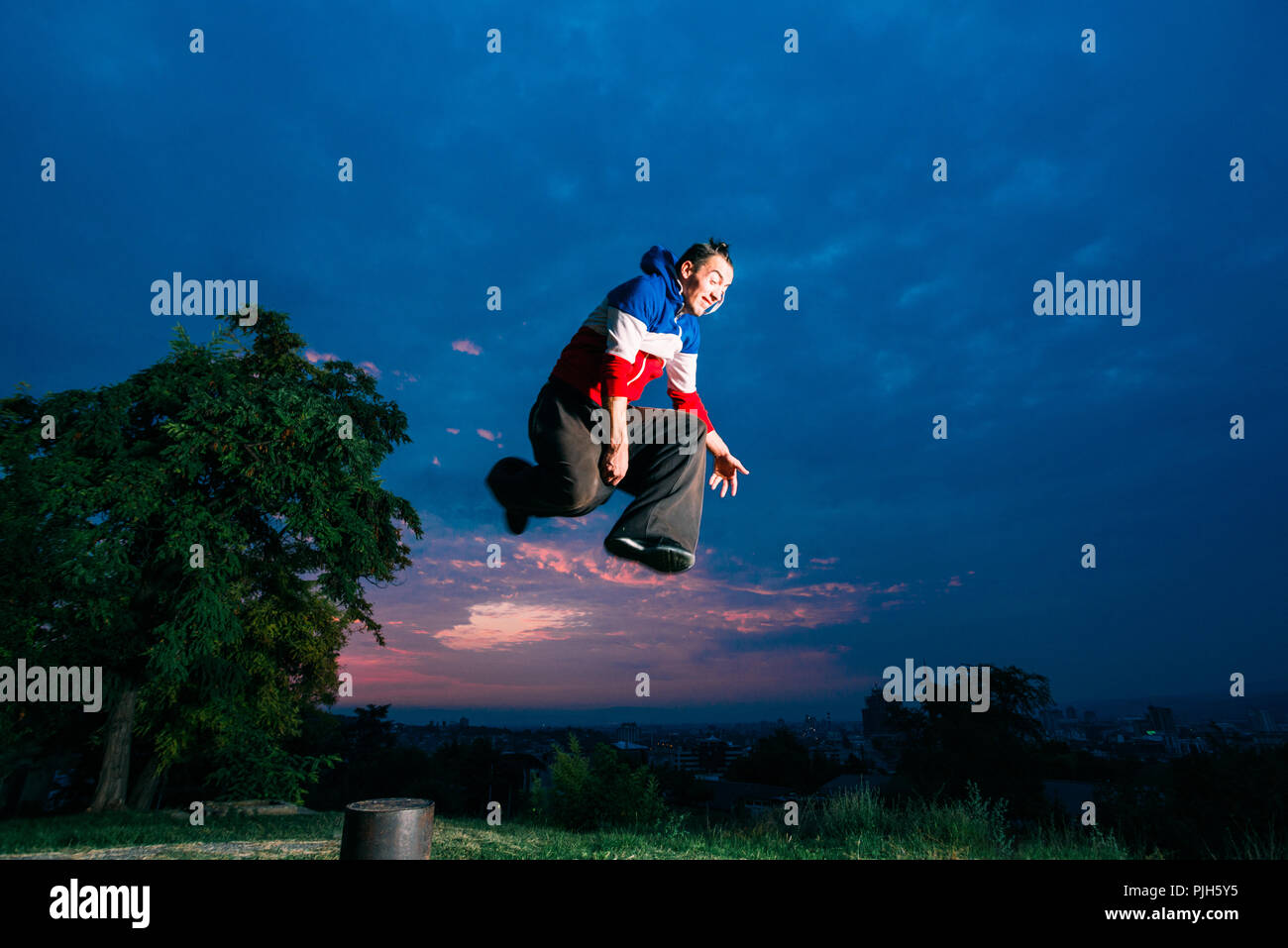Freerunning hi-res stock photography and images - Alamy