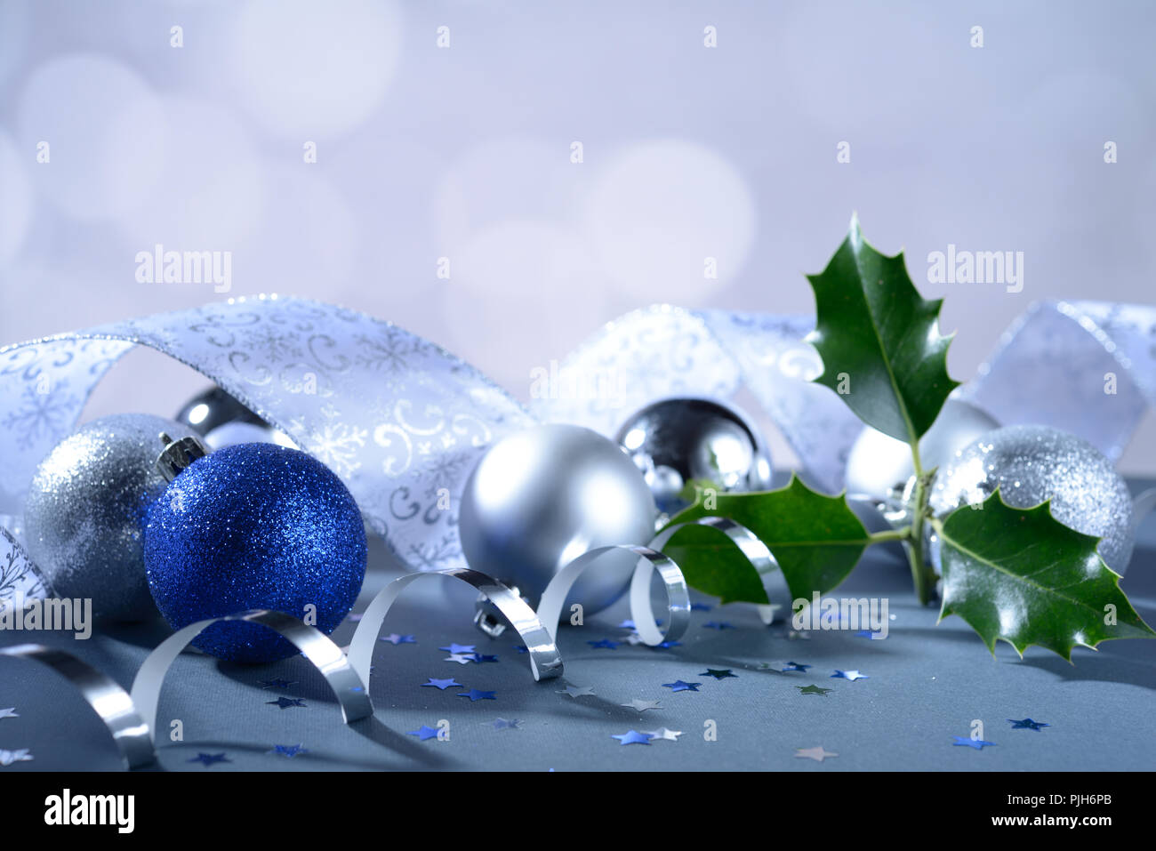 Holly tree christmas hi-res stock photography and images - Alamy