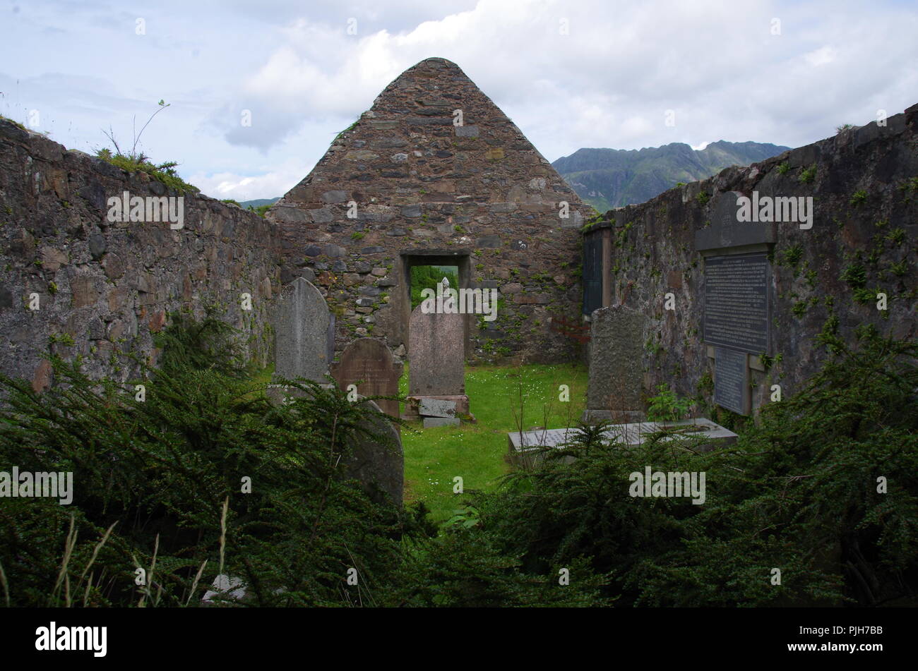 Kintail, St Dubhthac's Church, Clachan Duich Burial Ground. John o ...