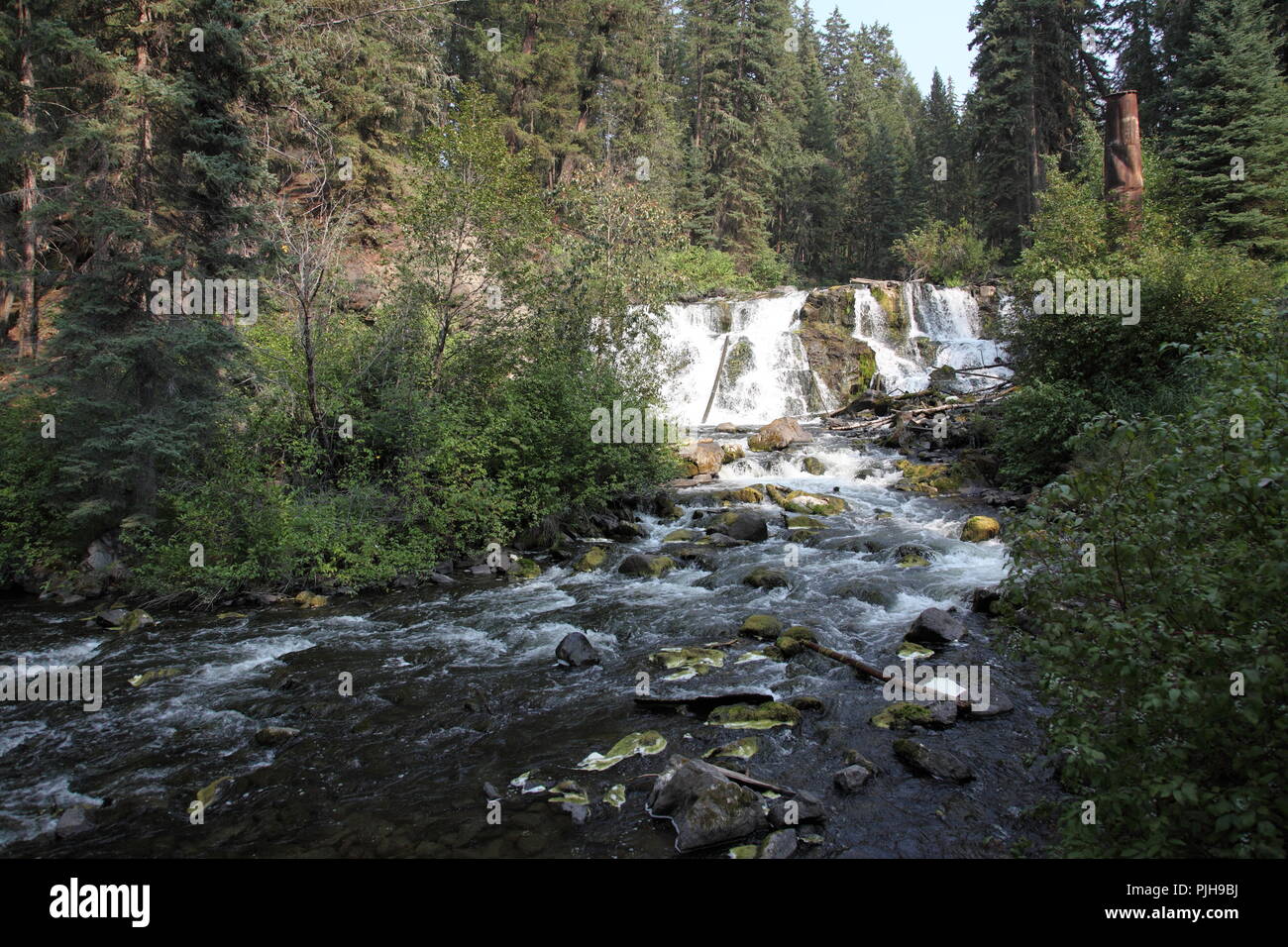 100 mile house hi-res stock photography and images - Alamy