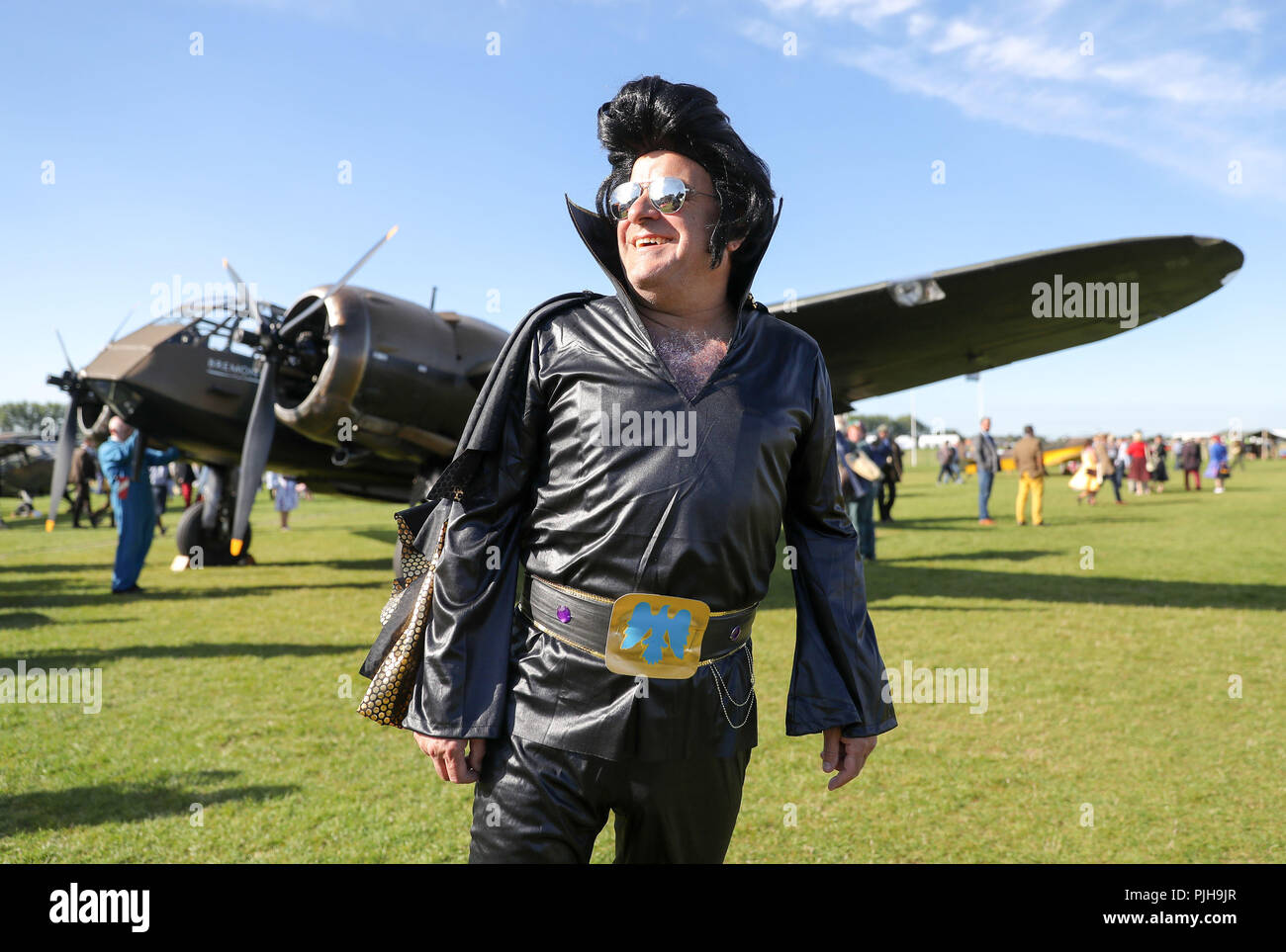 James colwell hi-res stock photography and images - Alamy