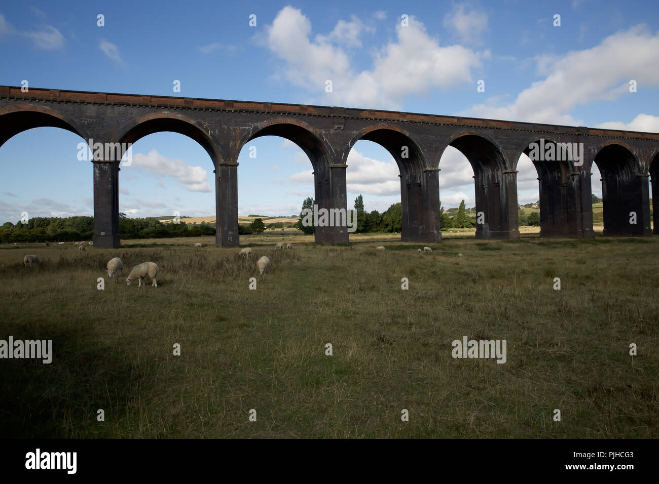 Welland Viaduct, also known as Harringworth Viaduct and Seaton Viaduct ...