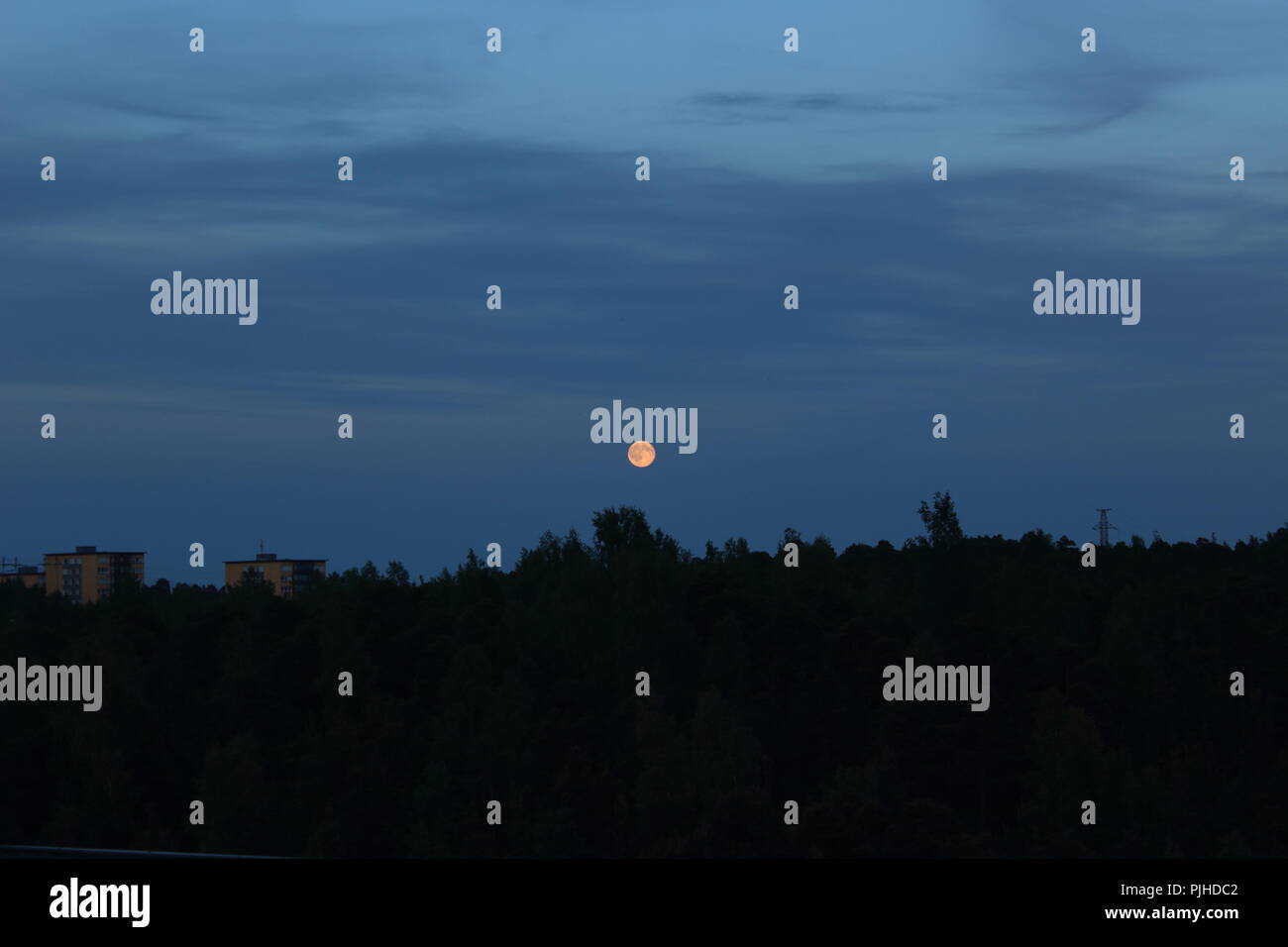 Nature moon hi-res stock photography and images - Alamy