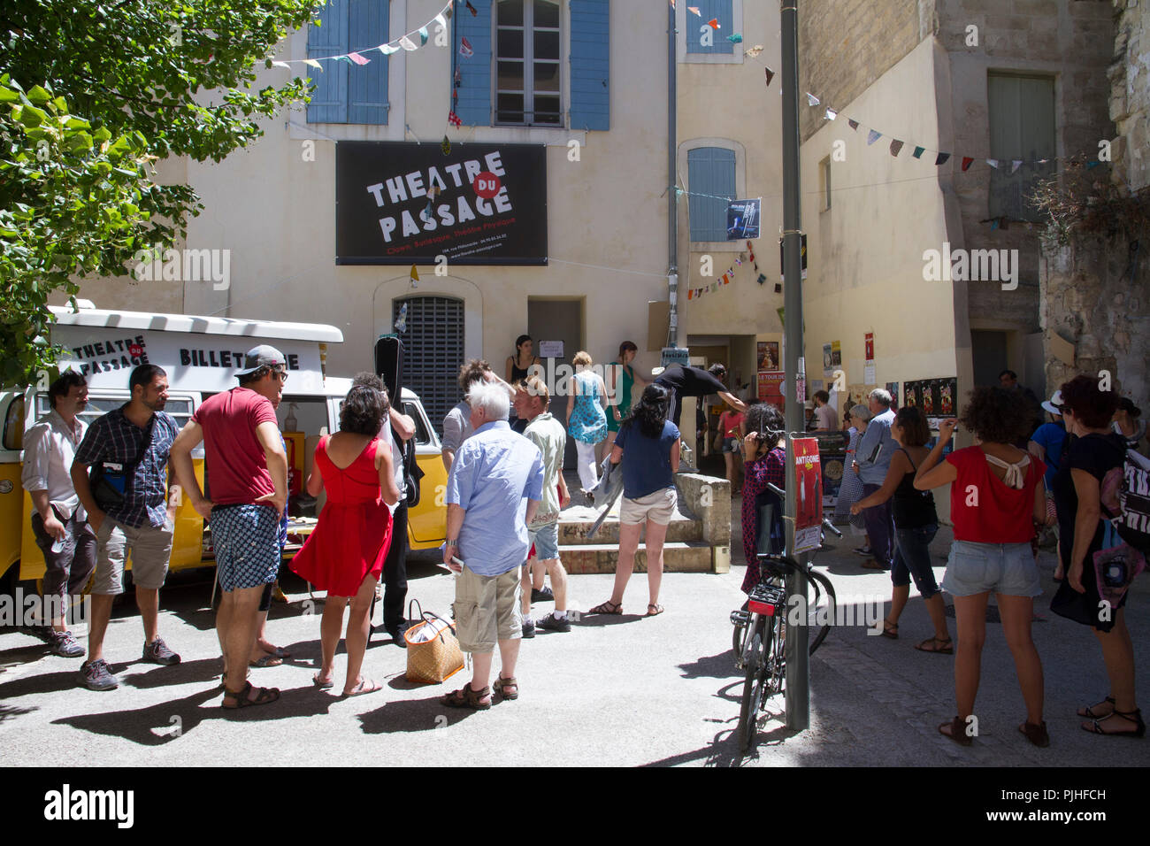 Avignon theater festival hi-res stock photography and images - Alamy
