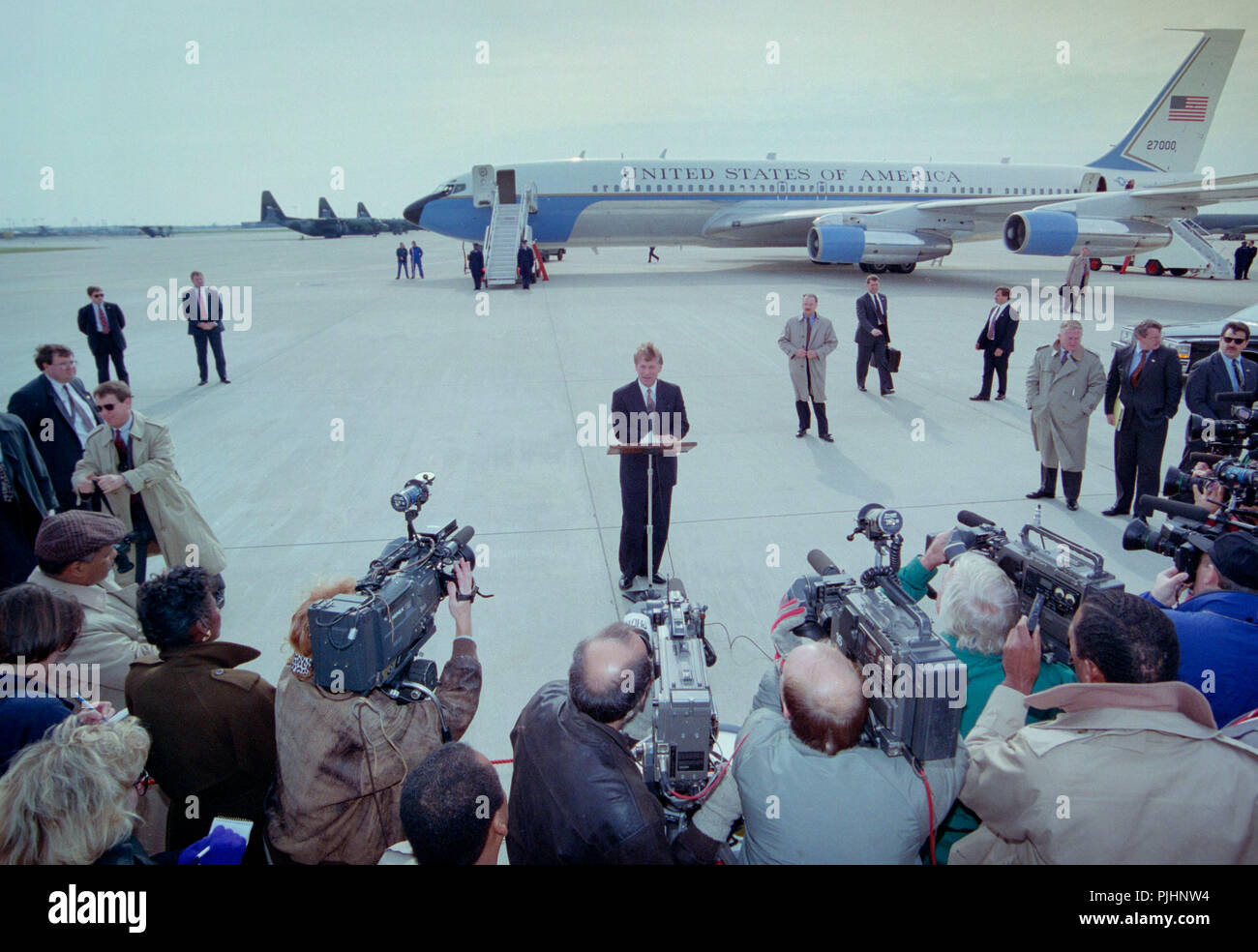 Dan quayle hi-res stock photography and images - Alamy