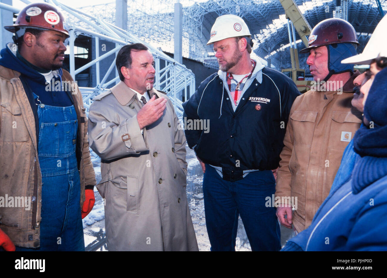 Richard M. Daley talks with workers on Navy Pier during his first ...