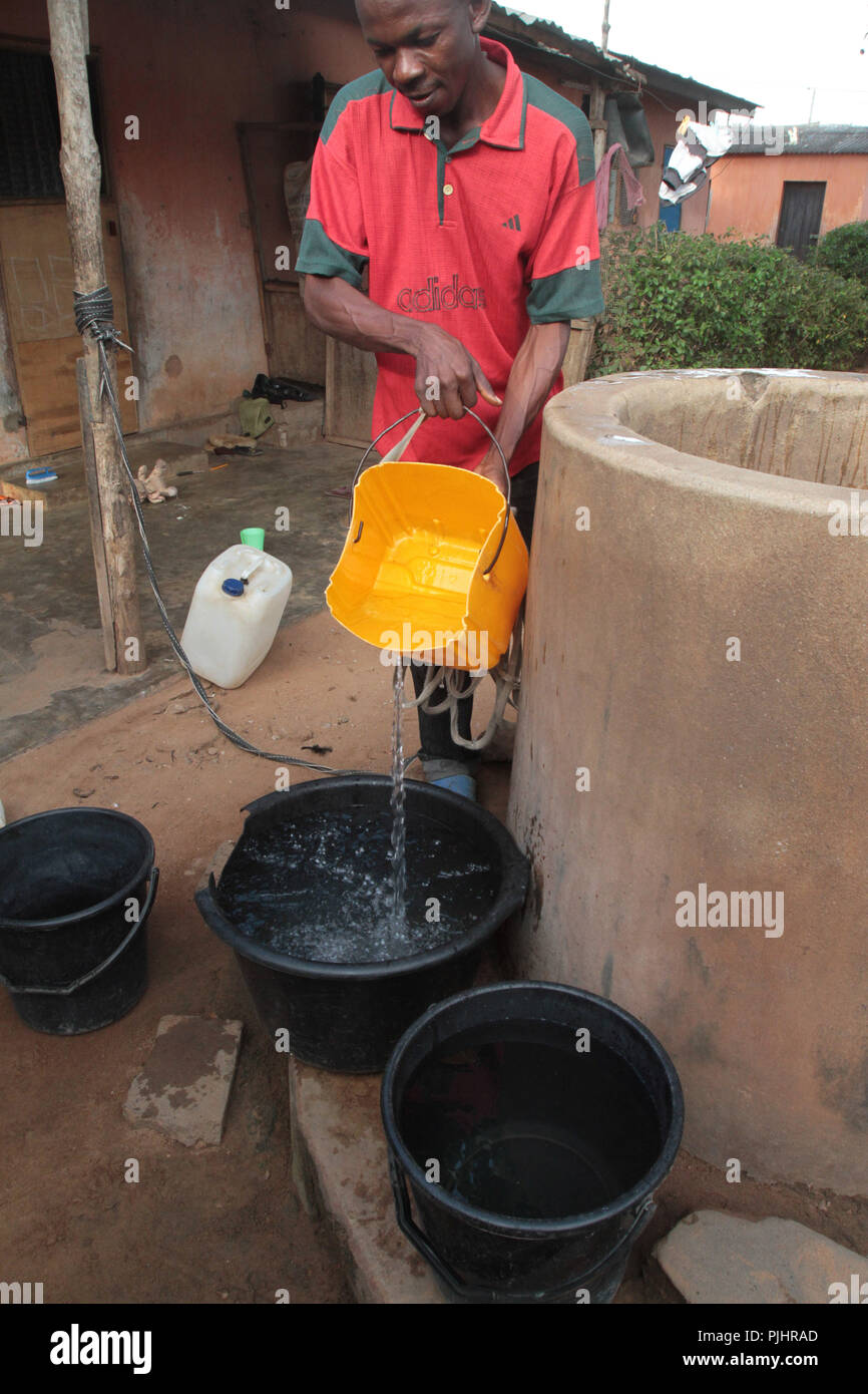 Provision of water. Lome. Togo Stock Photo - Alamy