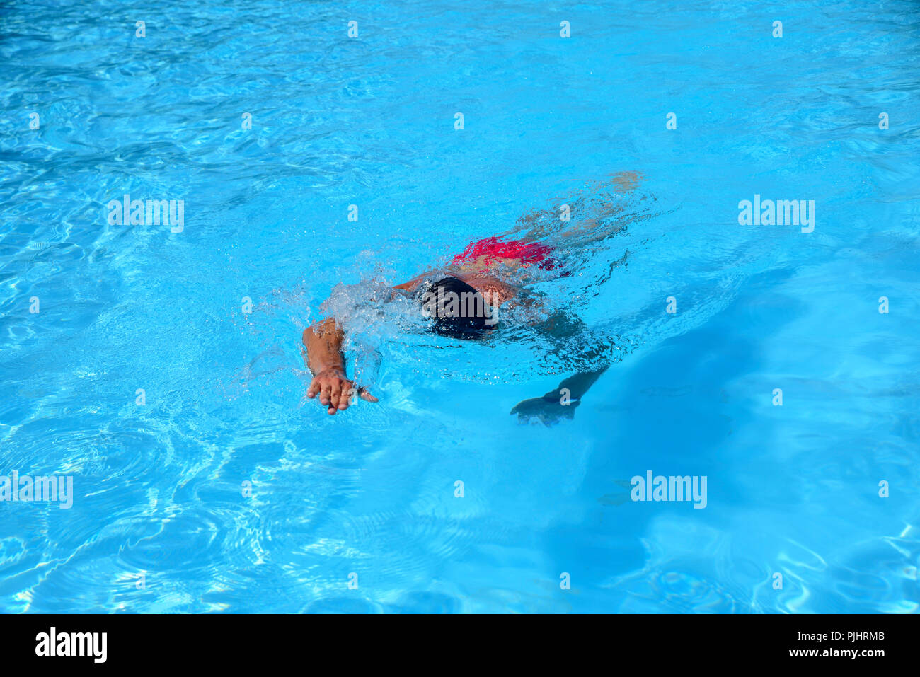Muscular male swimmer wearing swim hi-res stock photography and images ...